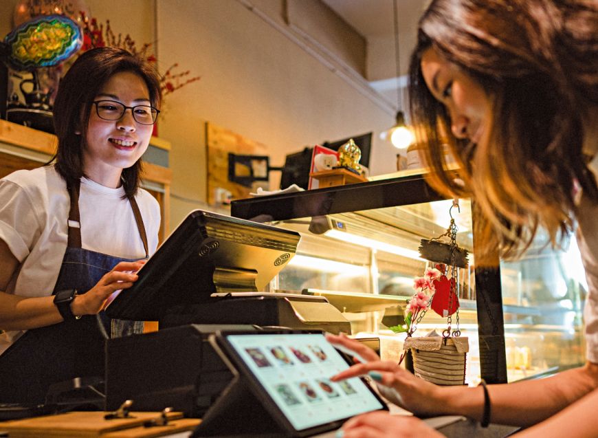 Beyond broadband: Monetizing your fiber investments - Ciena