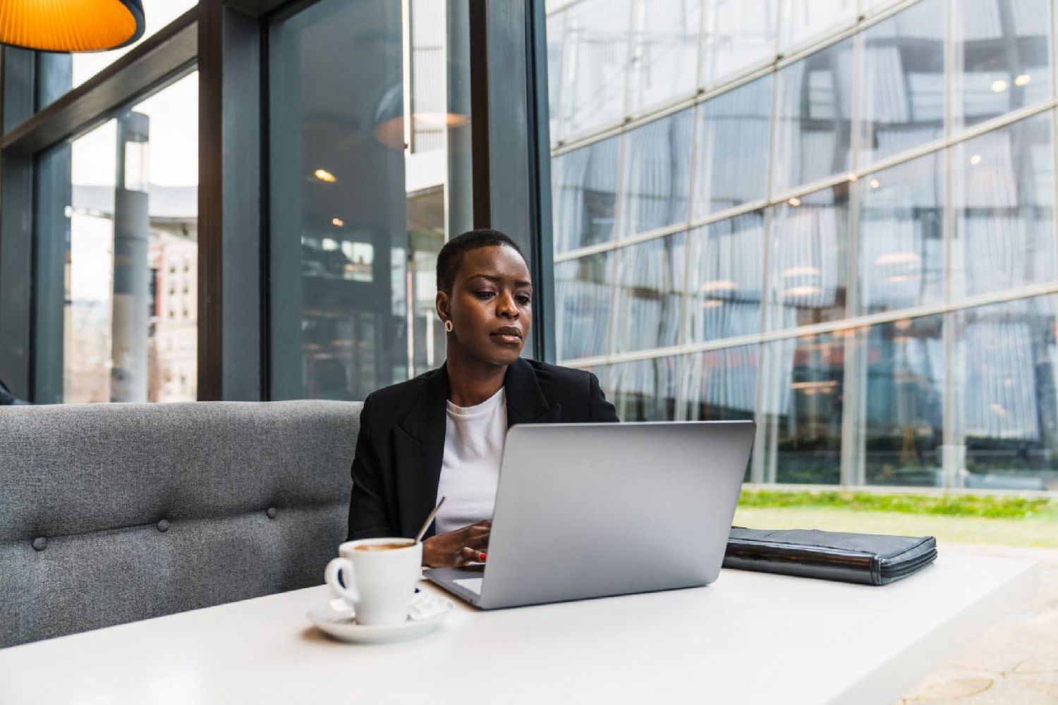 8114 Coherent Aggregation Router for 1/20/25/100GbE services - Ciena